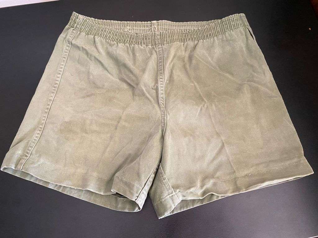 Uniforms - RHODESIAN OLIVE GREEN SHORT PANTS- SIZE 34 for sale in ...
