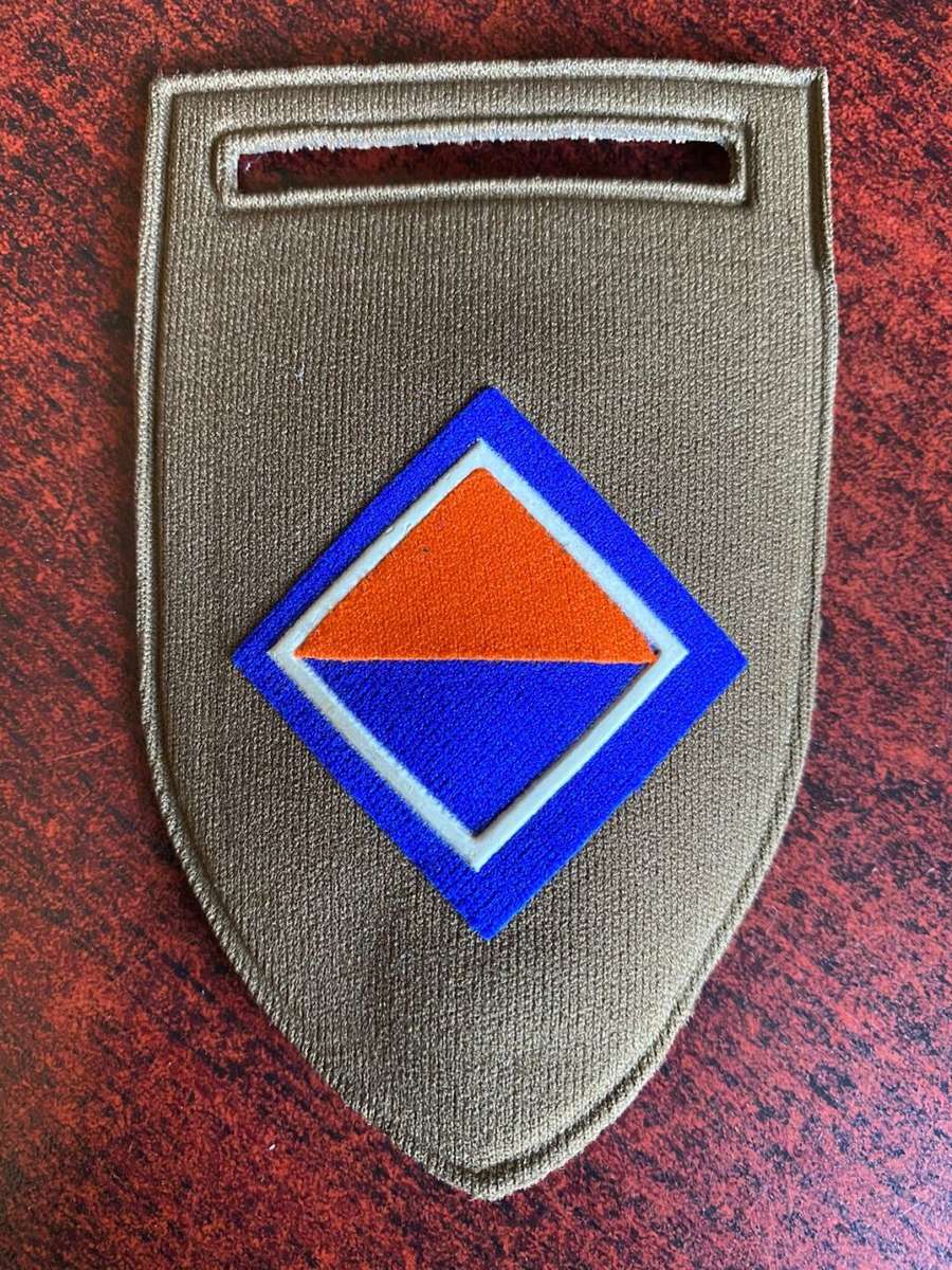 South African Army - SA ARMOUR HQ TUPPER FLASH-ONE PIN for sale in ...