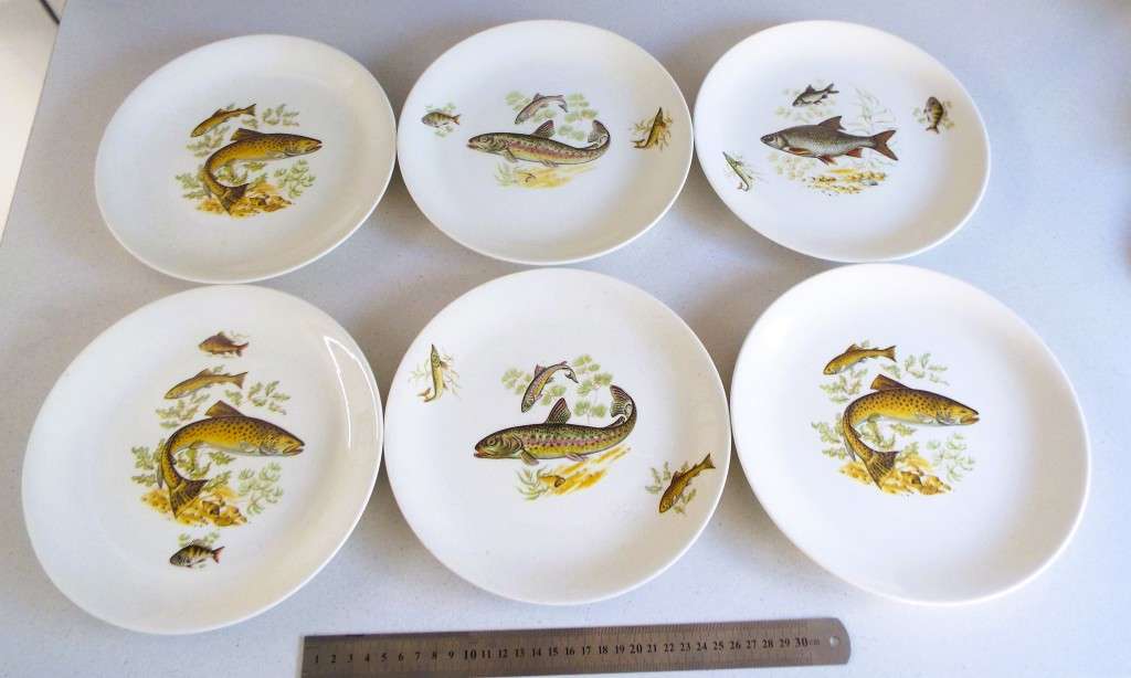 English Porcelain - Antique Crown Devon Fieldings Fish Plates ,, Made ...