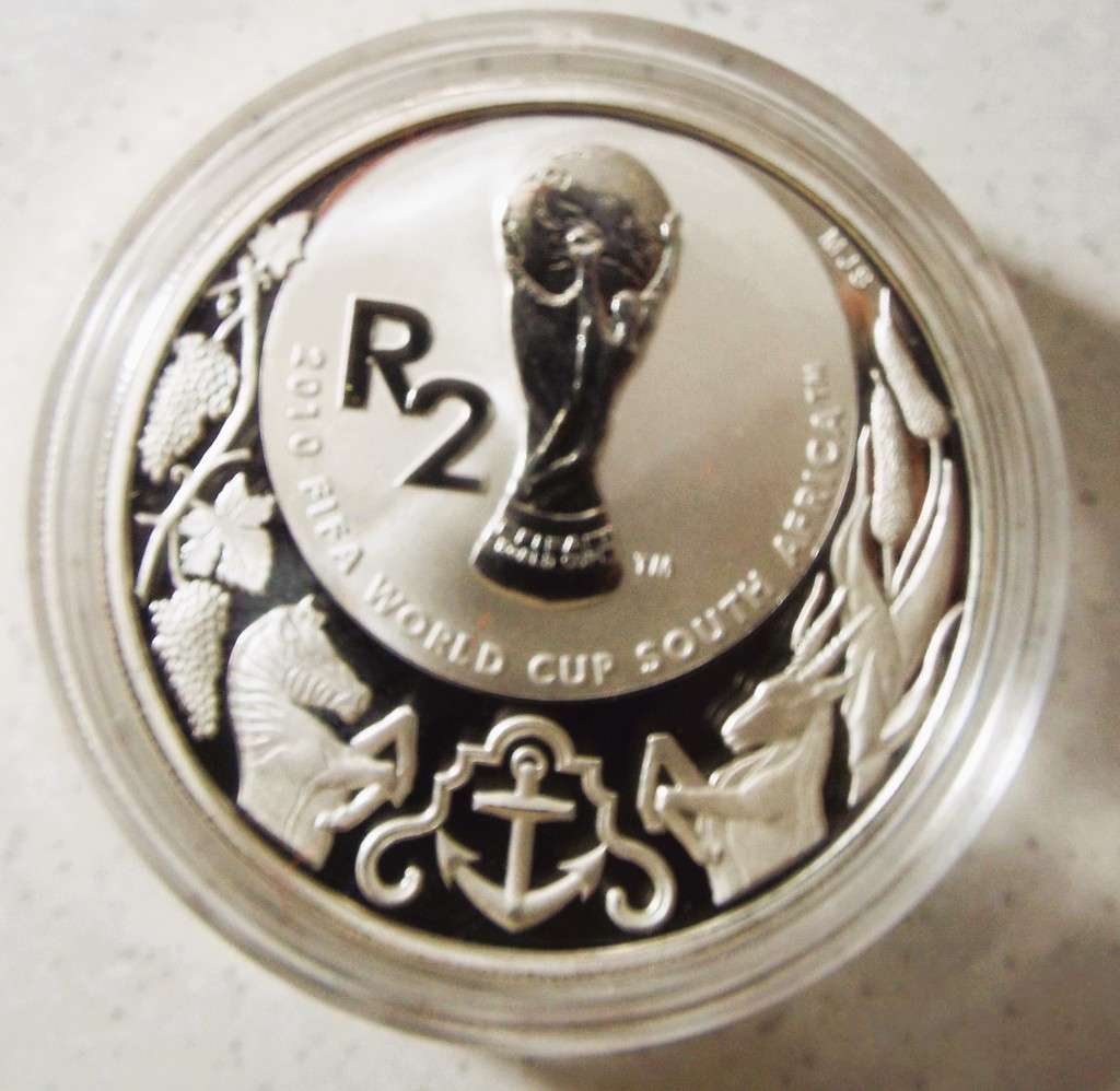 Gold & Bullion Coins - Rare 2010 1 oz SILVER proof R2 Fifa CROWN was ...