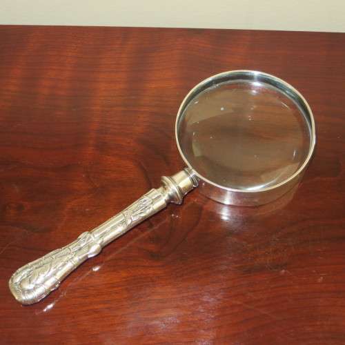 Silver Plated Magnifying Glass – SYMGTV