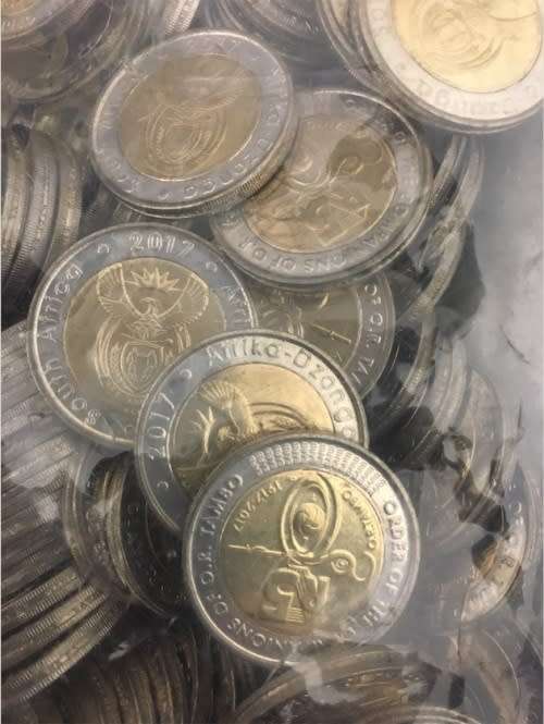 Special Circulation & Commemorative Coins - 2017 R5 - OLIVER TAMBO R5 ...