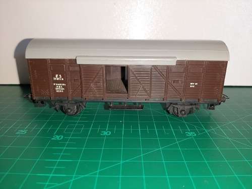 Rolling Stock - HO Scale Box wagon with sliding doors was listed for ...