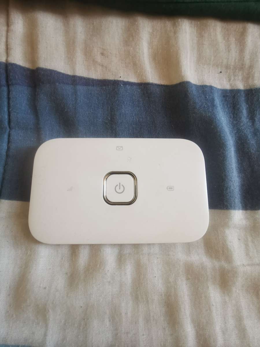 Wireless Routers - Vodafone 4G Mobile WiFi Router Takes Simcard was ...