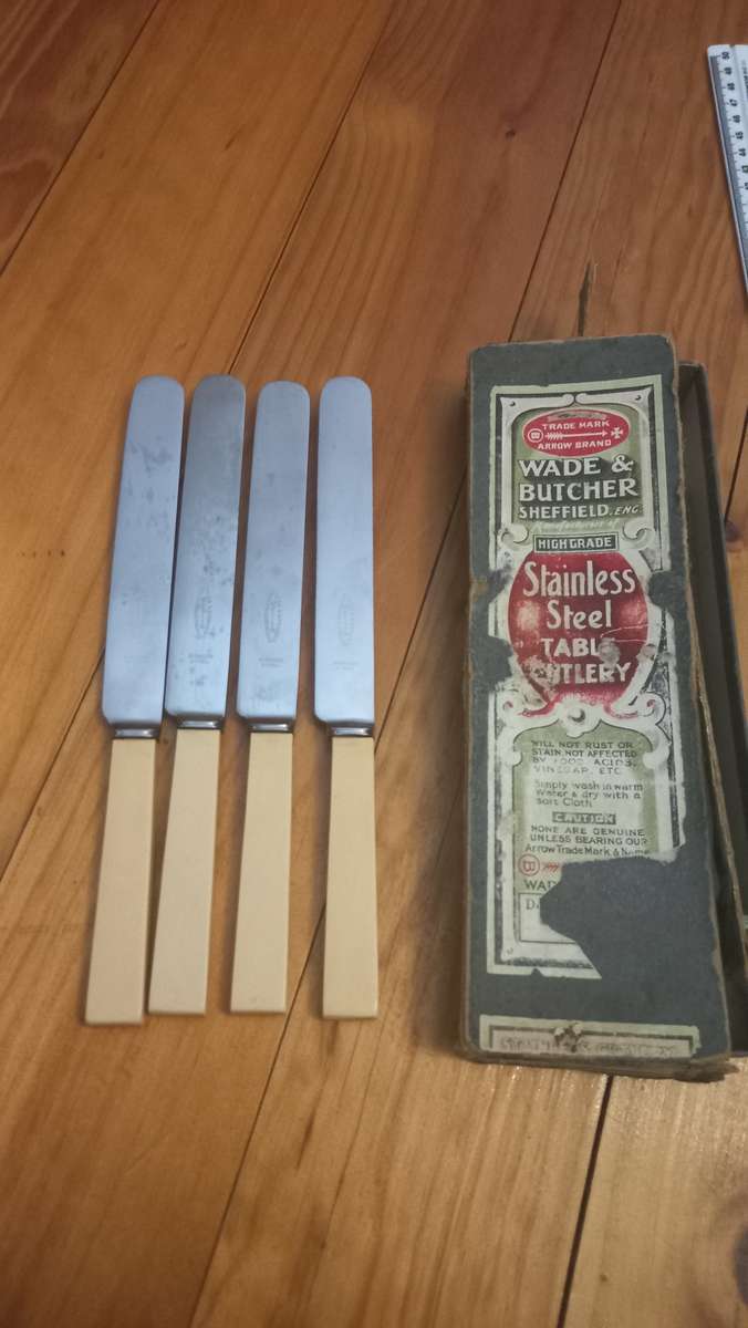 Cutlery - Vintage wade and butcher sheffield knifes in original box for ...