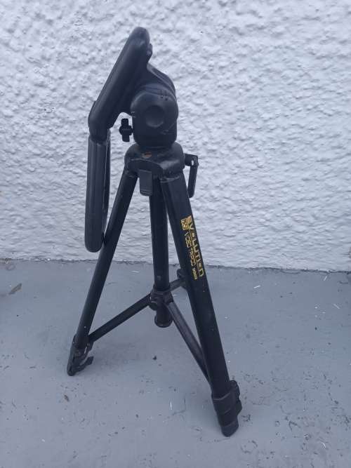 Complete Tripods - EVOLUTION FIRST VIDEO TRIPOD 9569 was sold for R91 ...
