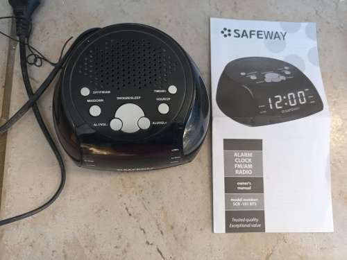 Digital Clocks & Clock Radios - Safeway Alarm Clock FM/AM Radio SCR-101 ...