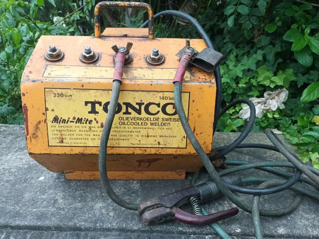 Welding - TONCO Oil Cooled Welder was sold for 402.00 on 10 Dec at 23: ...