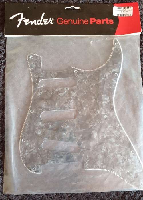 Pickups - Fender MIM Stratocaster Black Pearl Scratchplate - Sealed ...