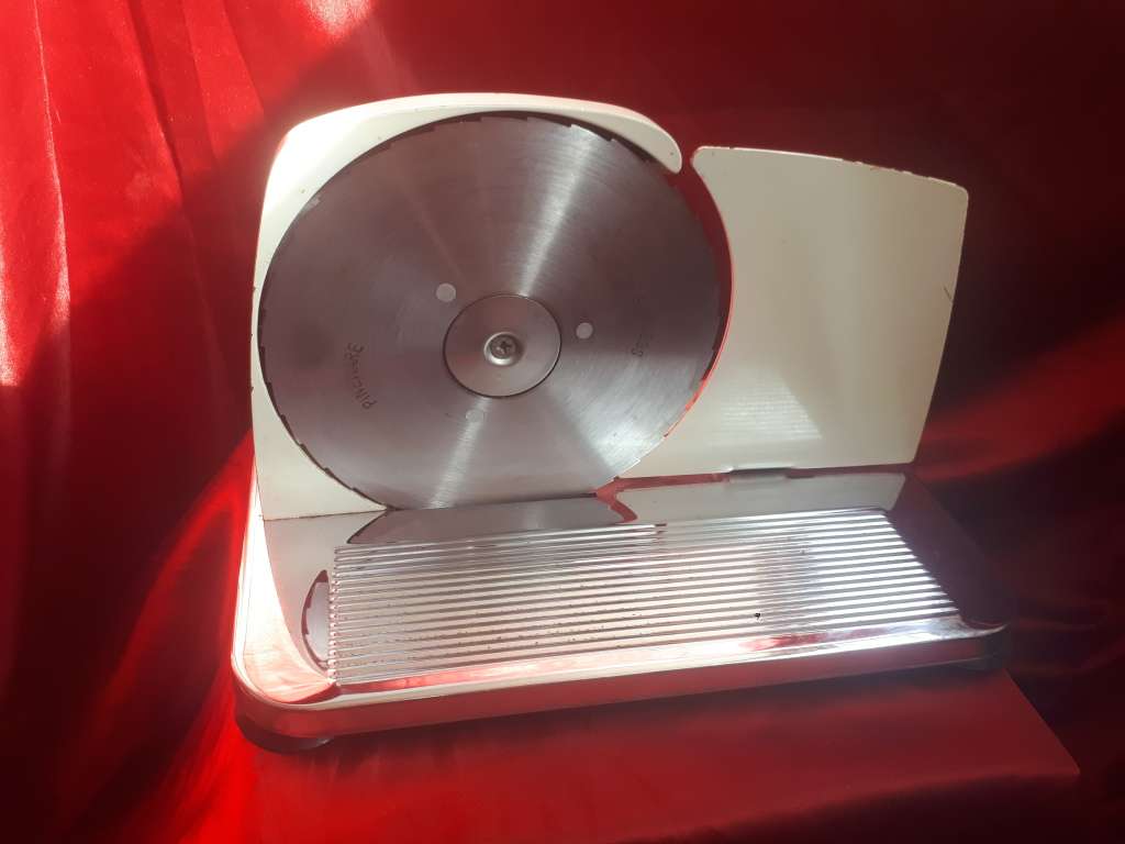 Other Kitchen Tools - Retro 80`s Pineware Chrome & Enamel Bread Slicer ...