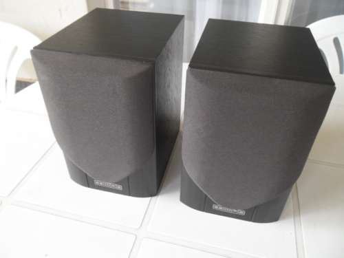 Bookshelf Speakers - Mint condition Mission M30I speakers with onoy ...