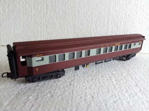 Rolling Stock - LIMA 1ST CLASS COACH was sold for R275.00 on 16 Aug at ...