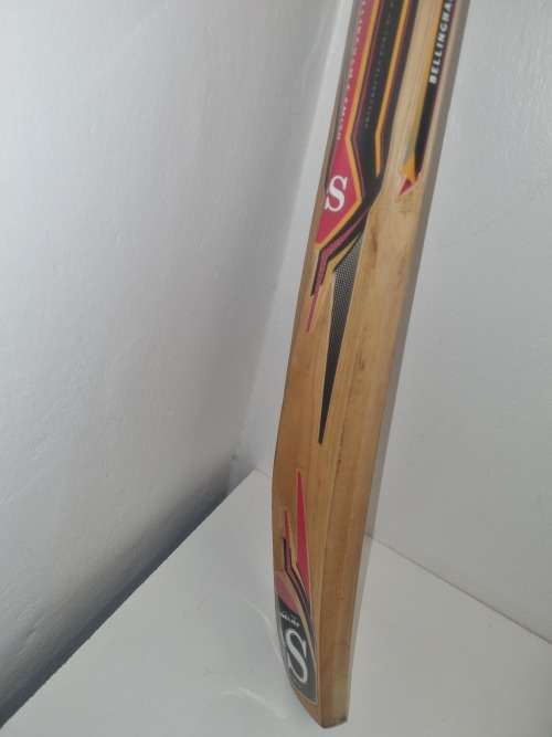 Bats - Bellingham & Smith Cricket Bat - B&S Fireball Bat was sold for ...