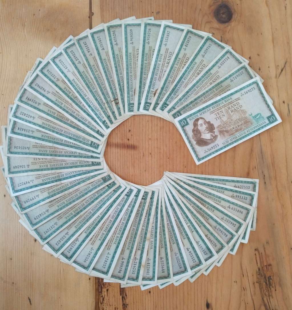 TW de Jongh - South Africa Collection of 41 de Jongh Old R10 bank notes ...