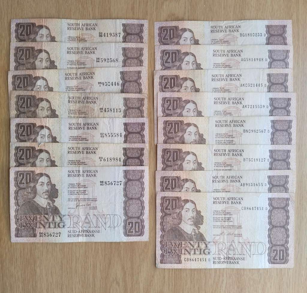 GPC de Kock - South Africa Collection of 15 Old R20 bank notes. 8 X ...