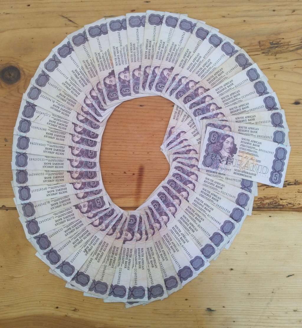 CL Stals - South Africa Collection of 51 Stals R5 Bank Notes. One bid ...