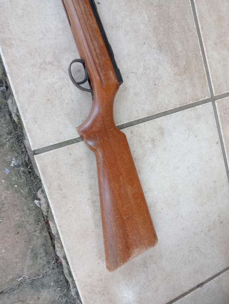 BB & Pellet Guns - BSA Meteor .177 Air rifle was sold for R1,100.00 on ...