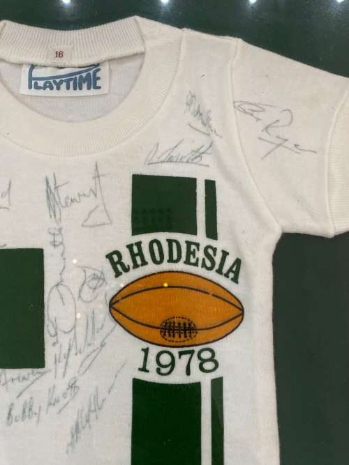 Sporting Memorabilia - RHODESIA RUGBY XV 1973 original signatures on ...