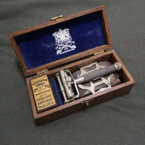 Other Antiques & Collectables - Vintage Wilkinson razor, Empire Edition ...