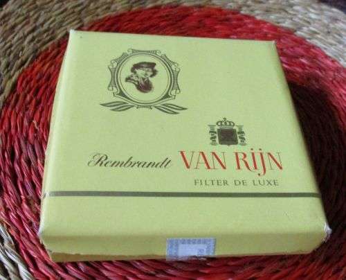 Smoking Accessories - VINTAGE - REMBRANDT VAN RIJN CIGARETTES ...