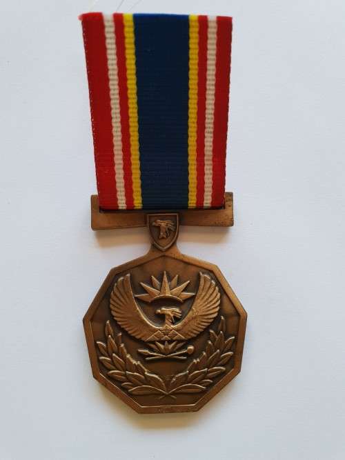 Other Medals - SAPS medal - 10 year service was sold for R100.00 on 9 ...