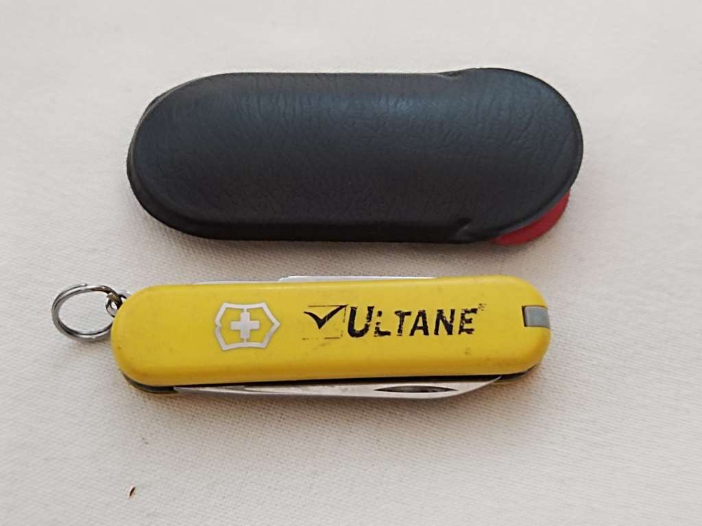 Tools & Knives - Victorinox Swiss Made Stainless `Ultane` Pocket Knife ...