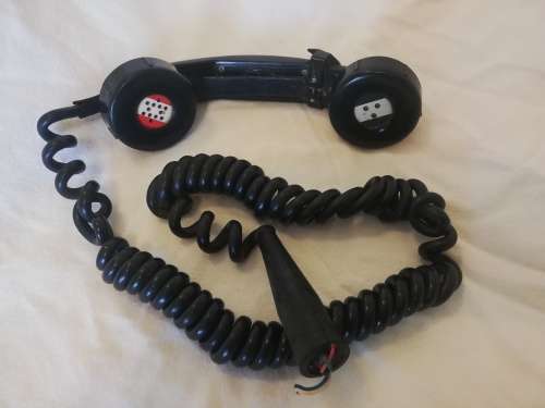Other Clothing & Equipment - SADF/Rhodesian army radio handset. No plug ...