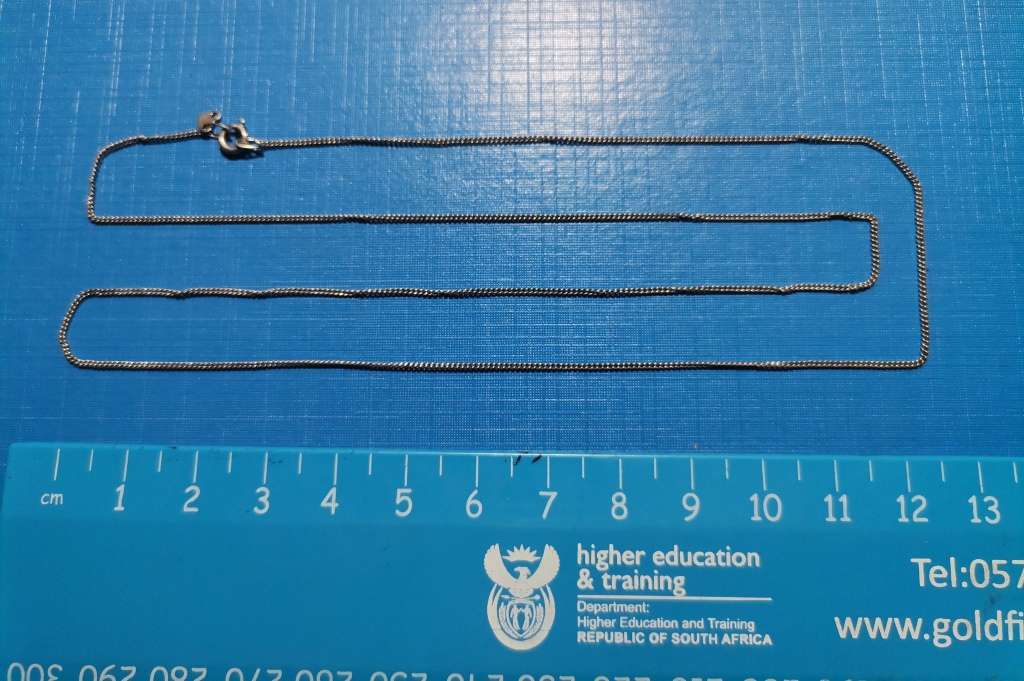 Necklaces - 925 SILVER CHAIN. WEIGHT: 1.71 GRAMS. LENGTH: 55CM. for sale in Odendaalsrus (ID ...