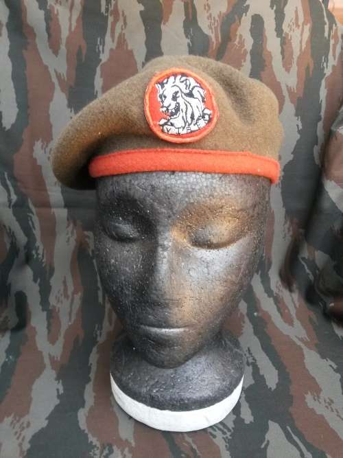 Headgear - SADF/ SANDF (INTERIM) era SA Army Ceremonial beret and cloth ...