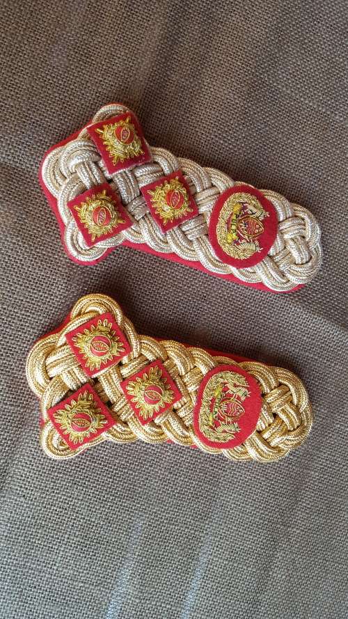 International Badges & Insignia - scarce pair "ceremonial" dress 1 ...