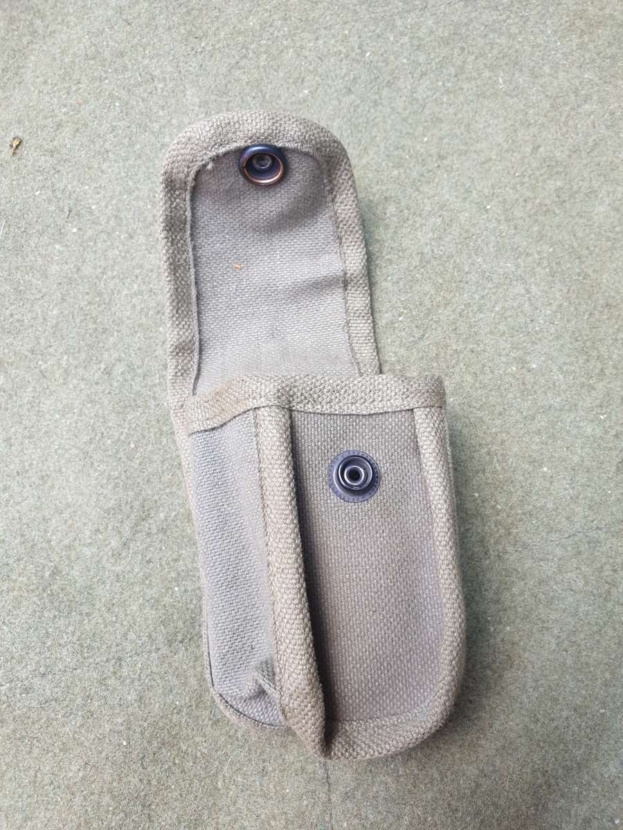 Kit - rarely seen SADF era patt 70/73 belt compass pouch olive green ...