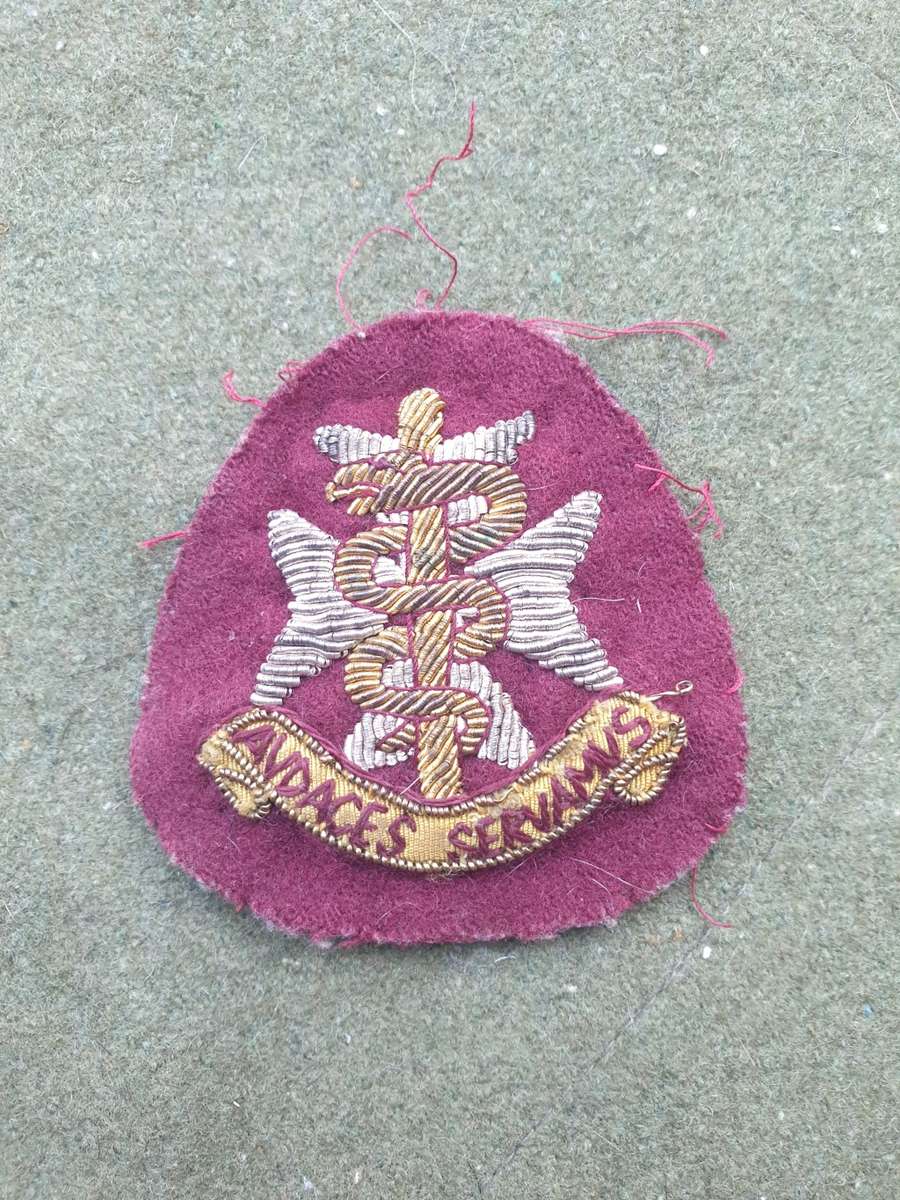 Other Badges & Insignia - original SADF era SAMS bullion wire male cap ...