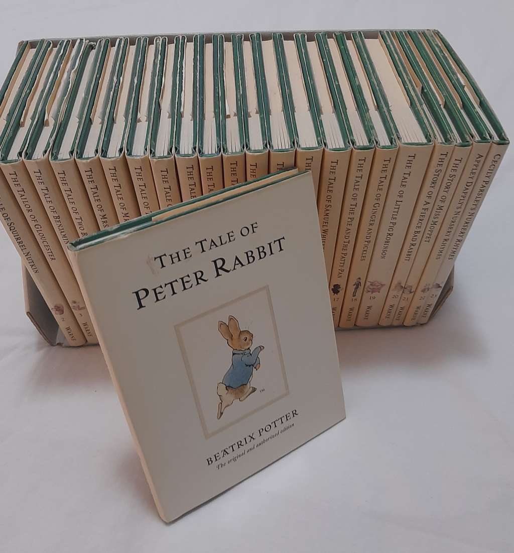 Other Antiques & Collectables - COMPLETE PETER RABBIT LIBRARY BOX SET ...
