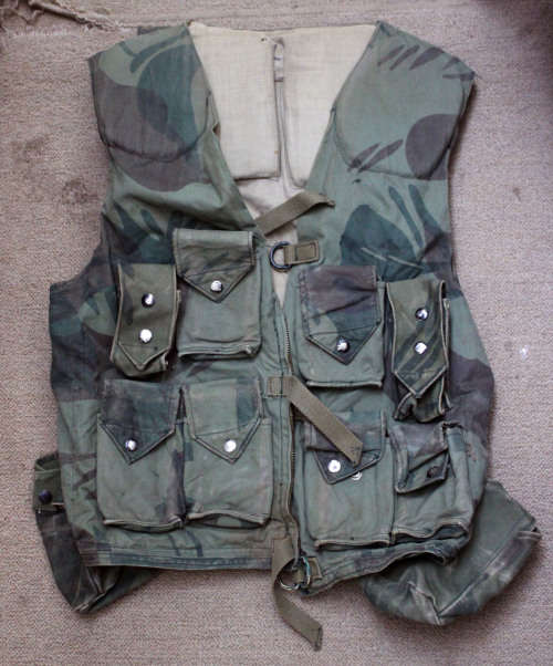 Kit - Rhodesian Fireforce vest was sold for R10,000.00 on 30 Aug at 20: ...