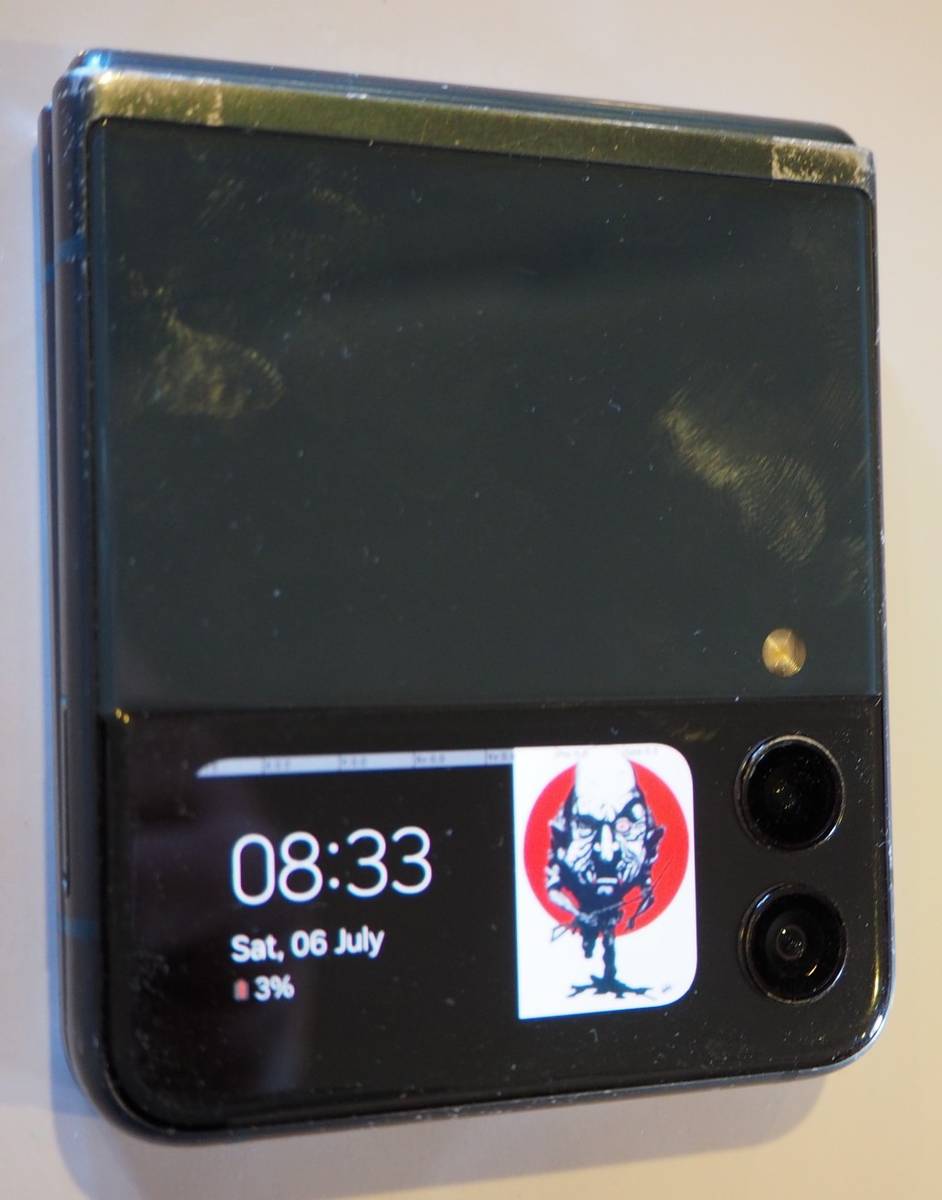 Samsung - Samsung Z-Flip 3 (Repair/Spares) was sold for 875.00 on 10 ...