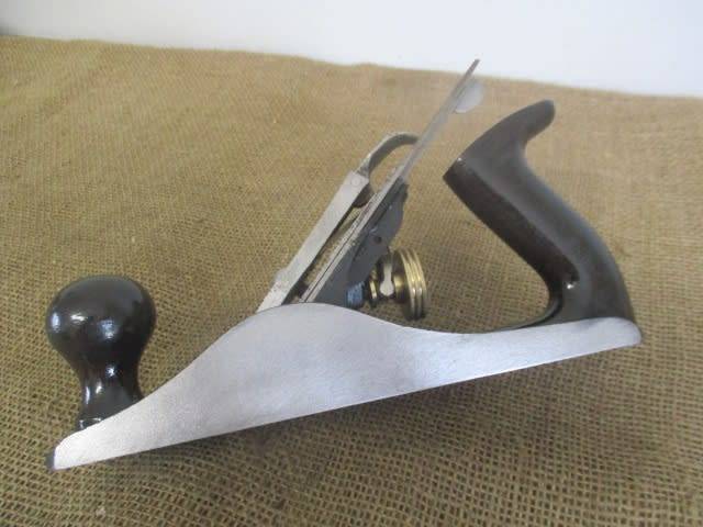 Tools - A Real Old Stalwart....This Neat Vintage Stanley Bailey No 4 ...