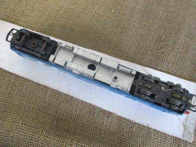 Rolling Stock - Vintage Tri-ang Blue Pullman Model Railway Powered ...