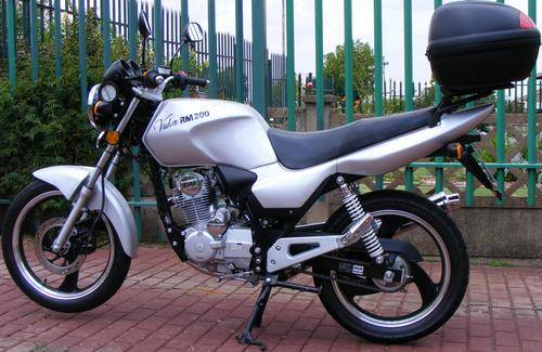Street Bikes - VUKA RM200 roadbike (Silver) was sold for R7,500.00 on 4 ...
