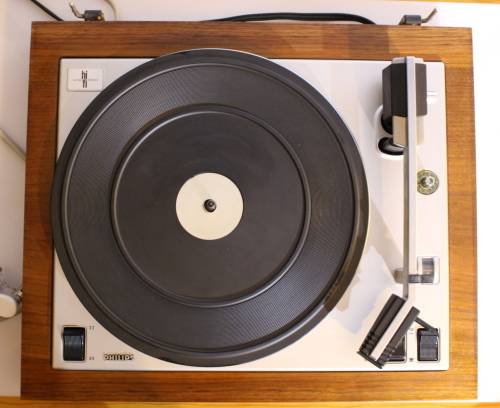 Other Music Related Items - Vintage Philips belt-drive turntable 22-GA ...