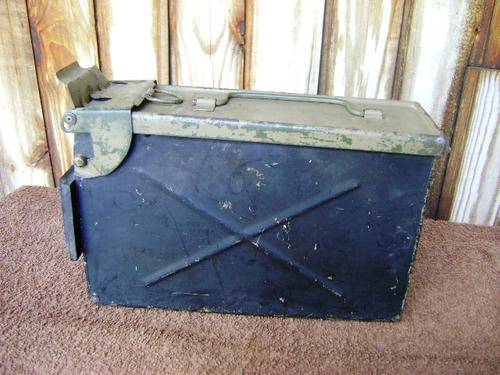 Other War Memorabilia - VINTAGE BELT FED MACHINE GUN AMMO BOX VICKERS ...