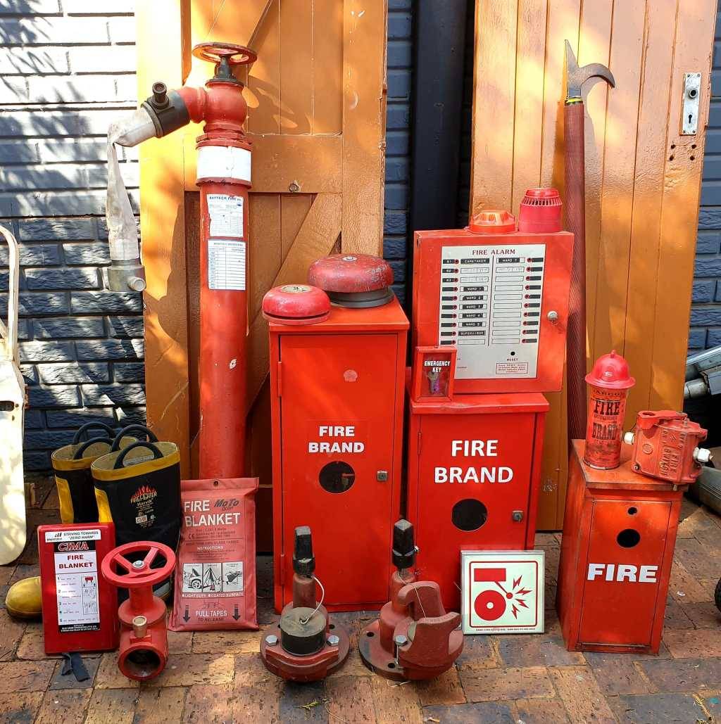 Fire Accessories - LARGE VINTAGE COLLECTION OF FIRE FIGHTING EQUIPMENT ...