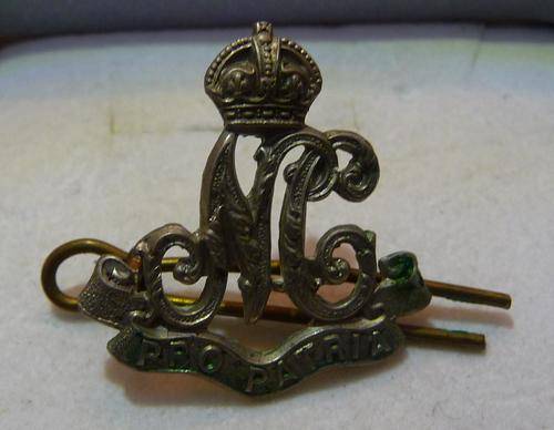 South African Army - ROYAL PRO PATRIA METAL CAP BADGE ***R1 START*** NO ...
