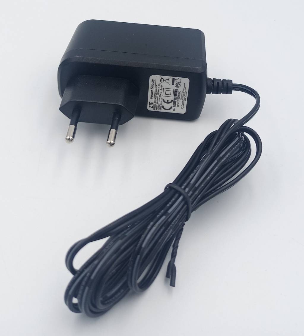 Adapters - ZTE MF286C Router Power Adapter was sold for 149.00 on 4 Apr ...