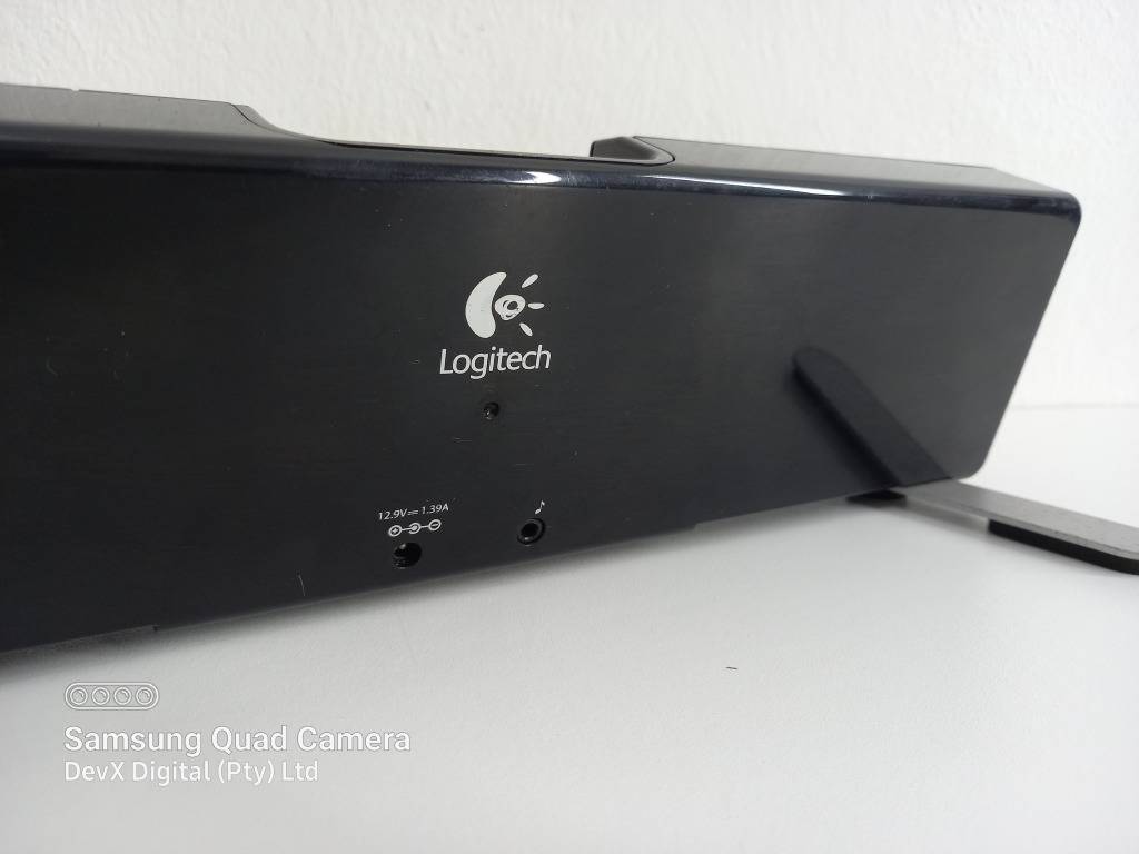 Docking Stations - Est Retail: R2294 | Logitech Pure-Fi Anywhere 2 ...