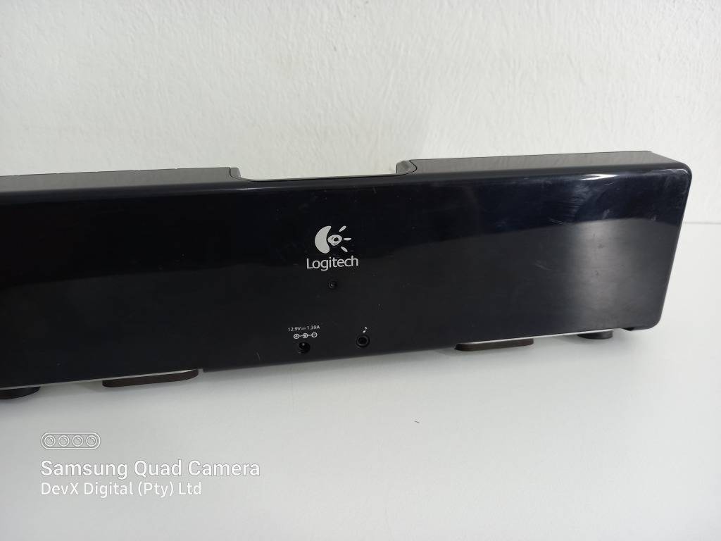 Docking Stations - Est Retail: R2294 | Logitech Pure-Fi Anywhere 2 ...