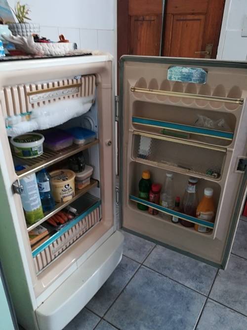 Appliances - Vintage White 1960's Fuchsware Fridge with Freezer ...