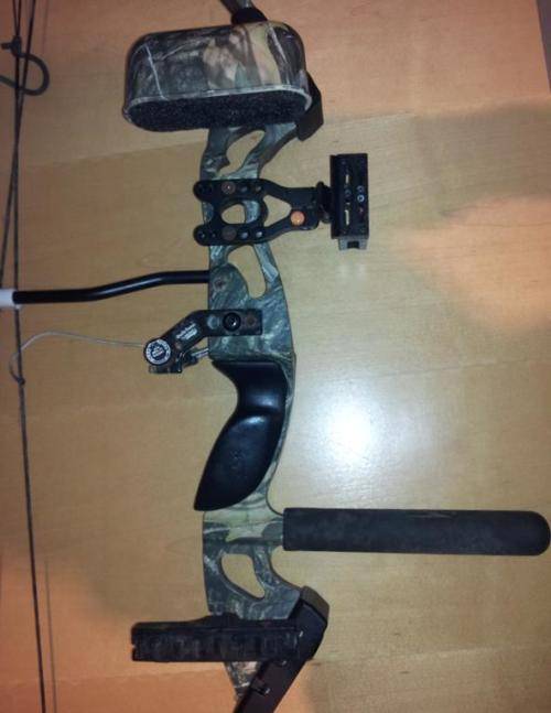 Bows - Browning Rage 70lb Compound Bow was sold for R2,310.00 on 31 Dec ...