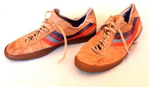 Other Clothing & Equipment - SADF Puma training/running shoes, takkies ...