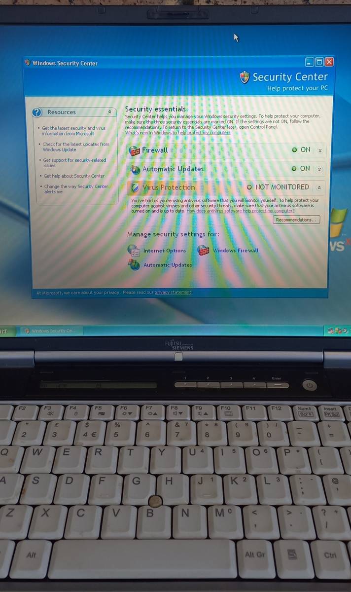 Laptops & Notebooks - Fujitsu Siemens Lifebook Windows XP Laptop was ...