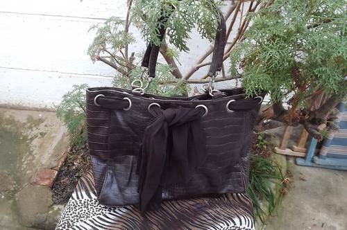 Handbags & Bags - Avroy Shlain Brown Bag in good condition - one small ...